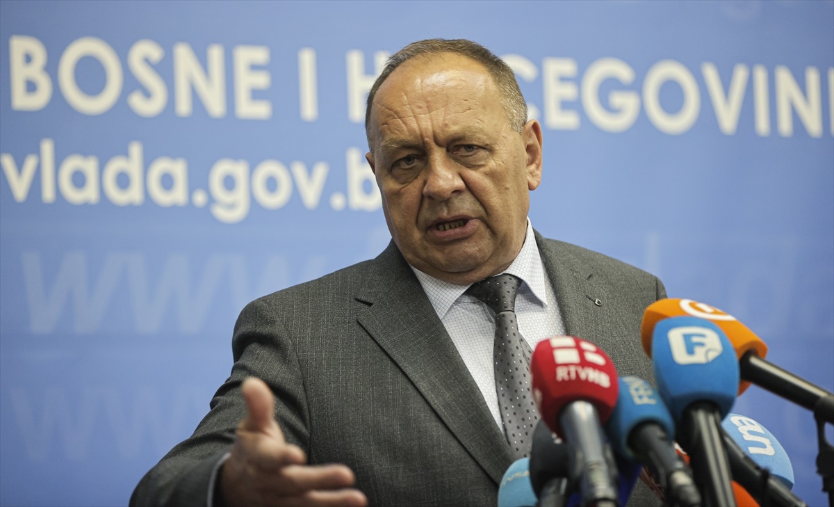 Vlada FBiH: Novac za liječenje djece umjesto kupovine automobila ...